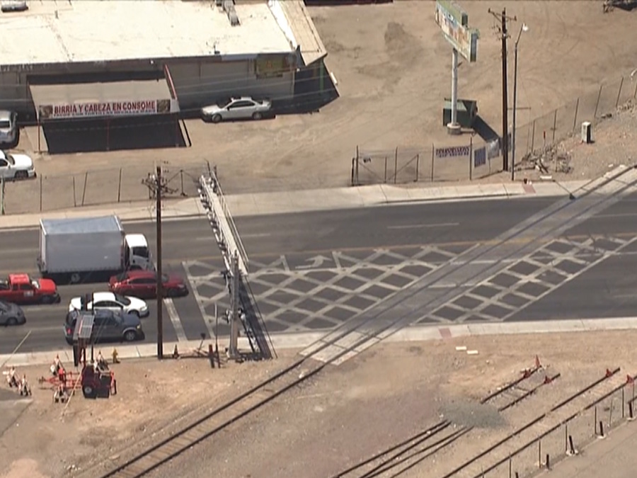 Deficient safeguards spur closure of Phoenix rail crossing - ABC15 Arizona