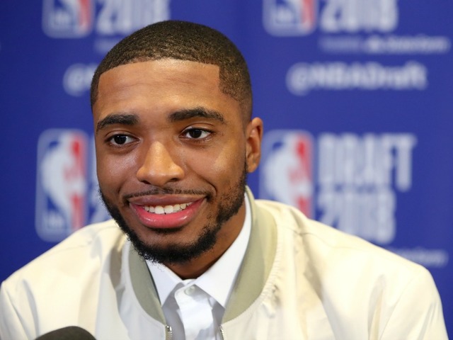 Suns trade up to obtain Villanova's Mikal Bridges in the NBA Draft ...