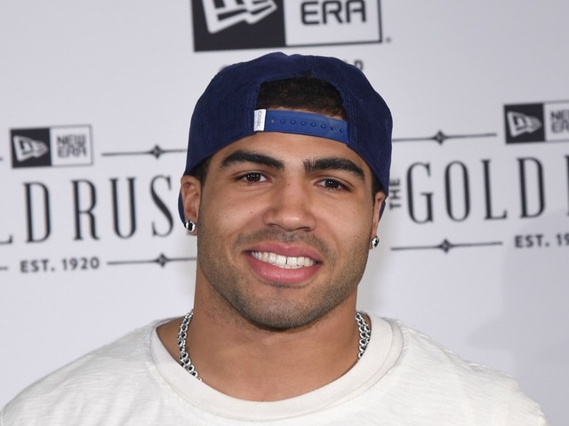 Cleveland Browns linebacker charged with insider trading - ABC15 Arizona