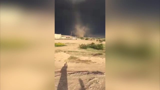 Video shows multiple dust devils touch down simultaneously in ...